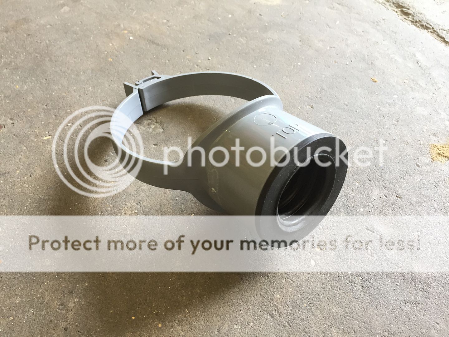 uPVC Soil Pipe 110mm 40mm Boss Clip - Grey | eBay